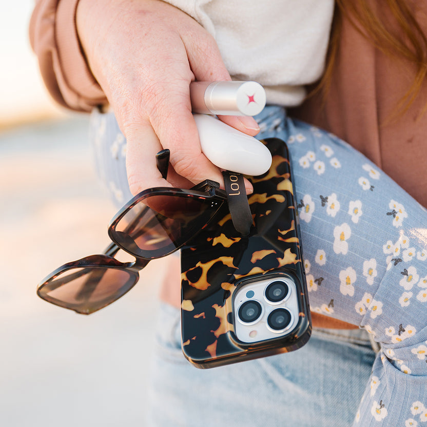 Loopy Cases - Tortoise Lookbook – LoopyCases®